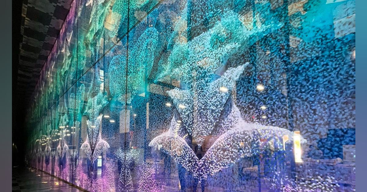 This Dramatic Mirrored Glass Alternative Is Low Profile And Lightweight Buildings