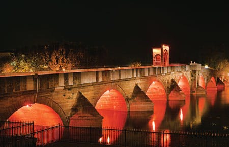 Philips LED fixtures reveal architecture of Turkey's Tunca Bridge ...
