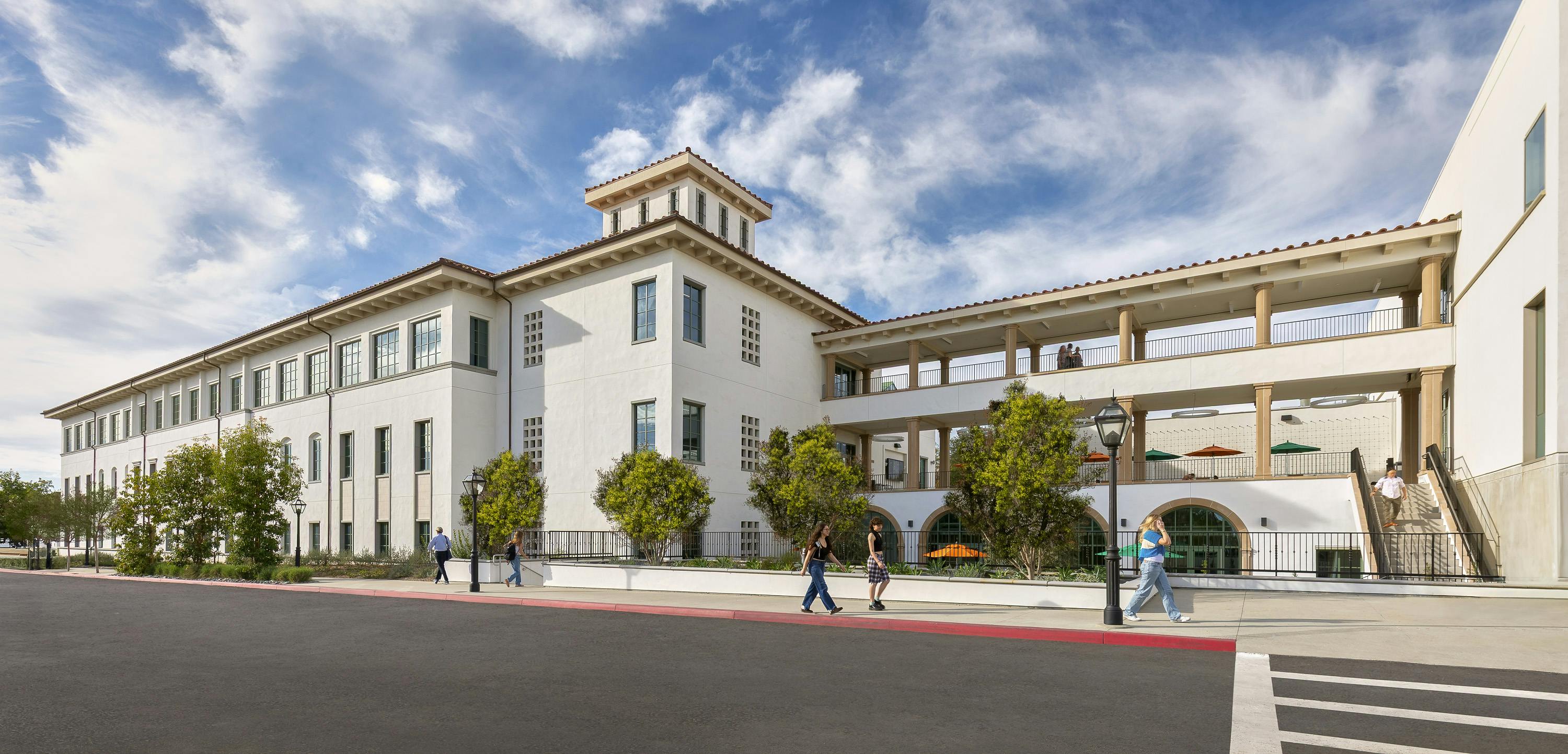 The DNA of a Modern Science Building: Balancing Energy Use at the ...